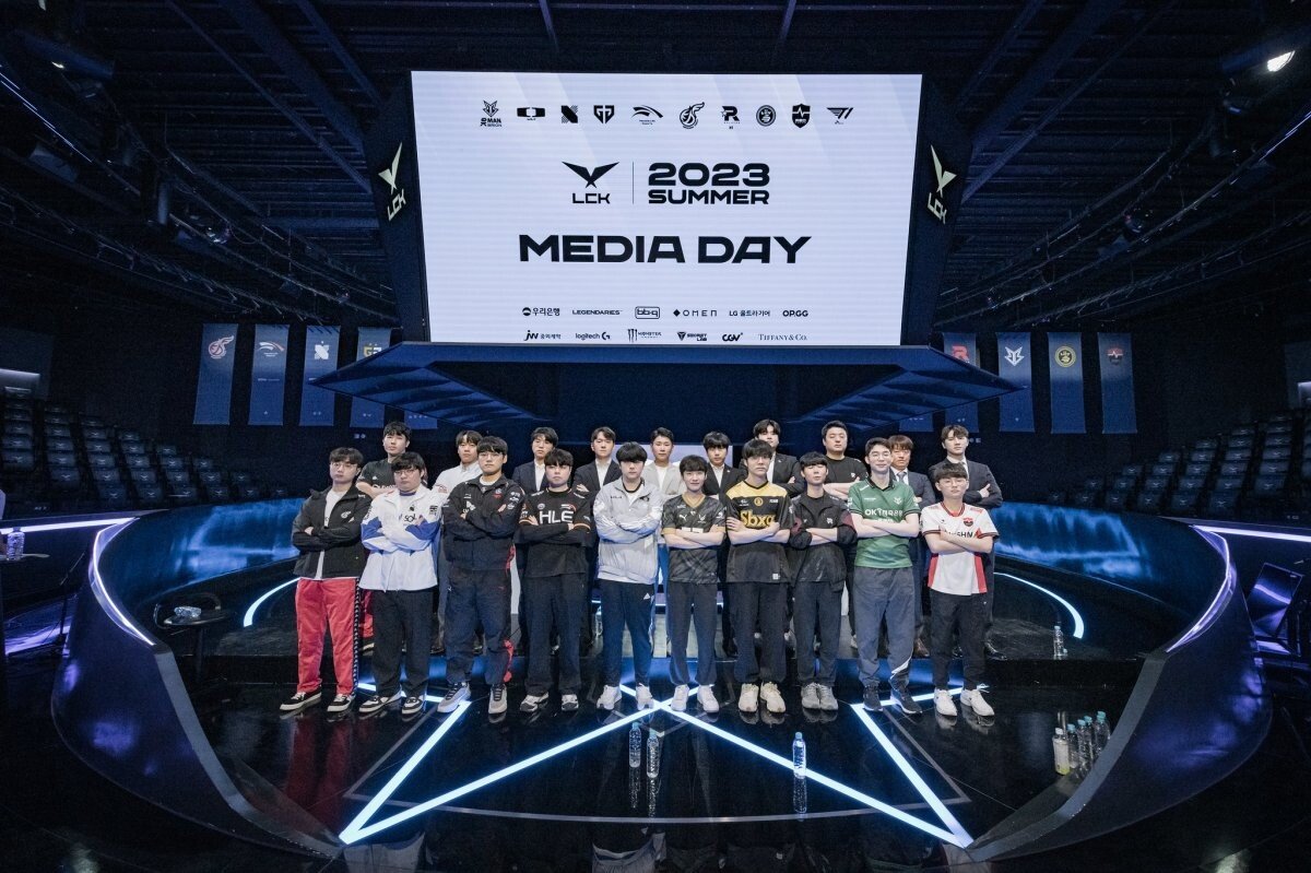 ‘2023 LCK 서머’ 오늘 개막…“예상 우승후보는 T1”｜스포츠동아
