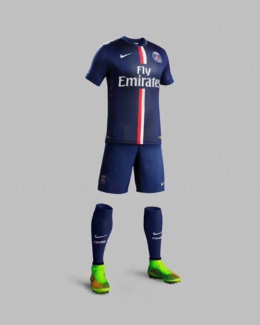 PSG, 14-15 시즌 새 유니폼 공개 ‘유출 사진과 차이’ : 스포츠동아