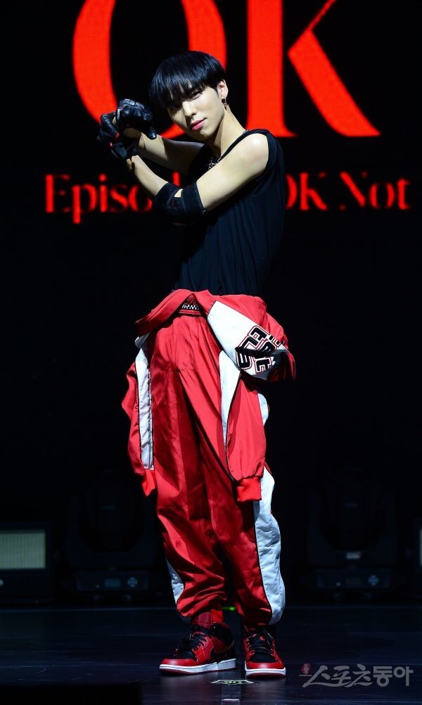 CIX 비엑스(BX) ‘리더의 품격~’ [포토] : 스포츠동아