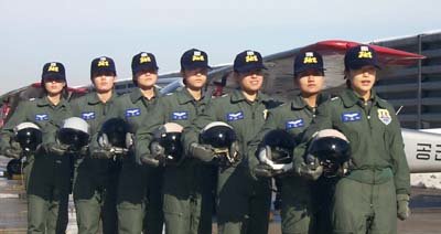 7 pilots to break gender barrier | The DONG-A ILBO
