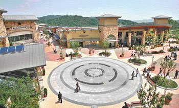 Yeoju Premium Outlets | The DONG-A ILBO