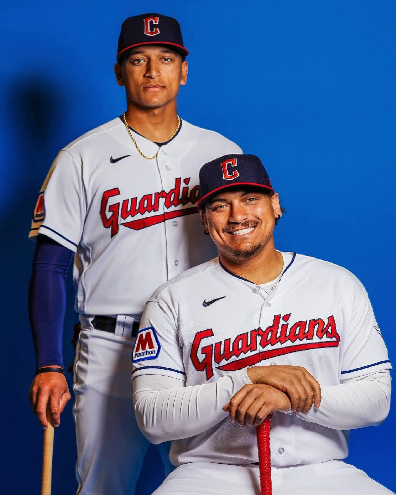 Brothers in MLB hit home runs during the same inning | The DONG-A ILBO