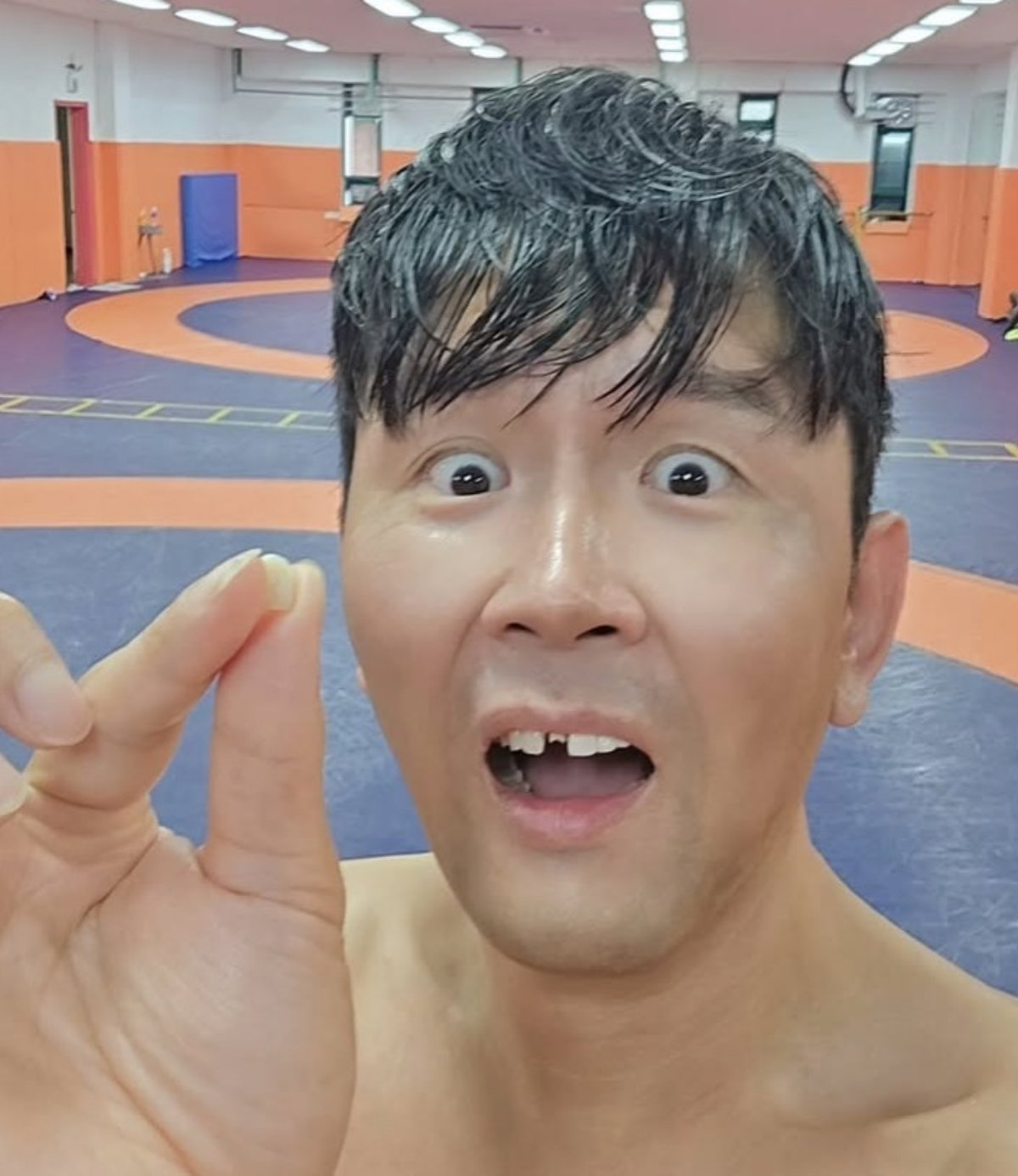 Yoon Hyung-bin, practicing martial arts until his front teeth fall out ...