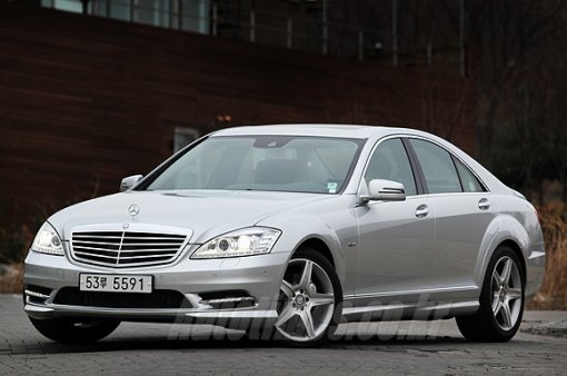 [시승기]디젤의 궁극, 벤츠 S350 블루텍 : 비즈N
