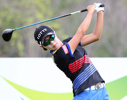 김효주, LPGA 시즌 첫 승 눈앞… JTBC파운더스컵 3R 단독 선두 : 비즈N