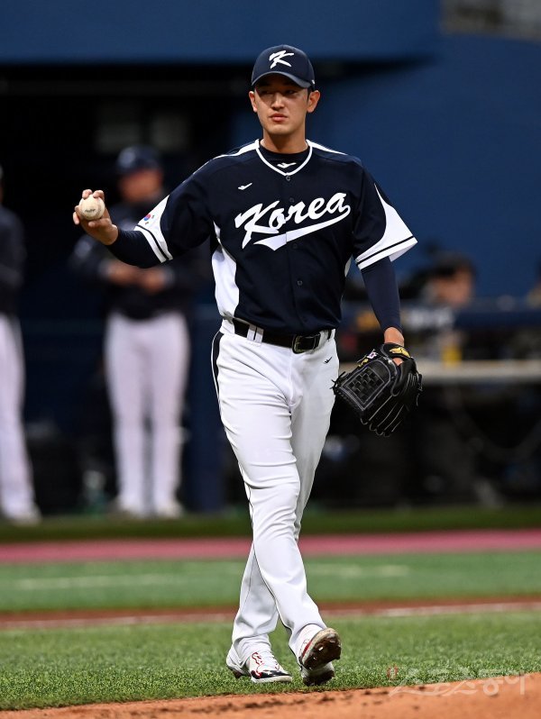 ‘이강철호의 첫 선택’ 고영표, 호주전 선발투수로 선봉 선다! : MLBPARK