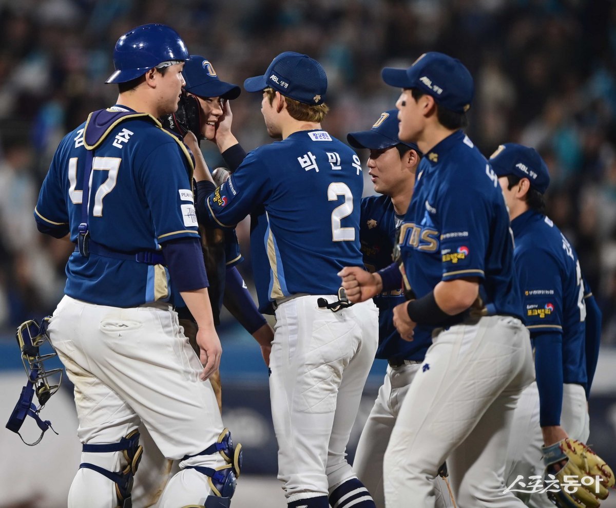 김주원, 우리 수비 요정 : MLBPARK