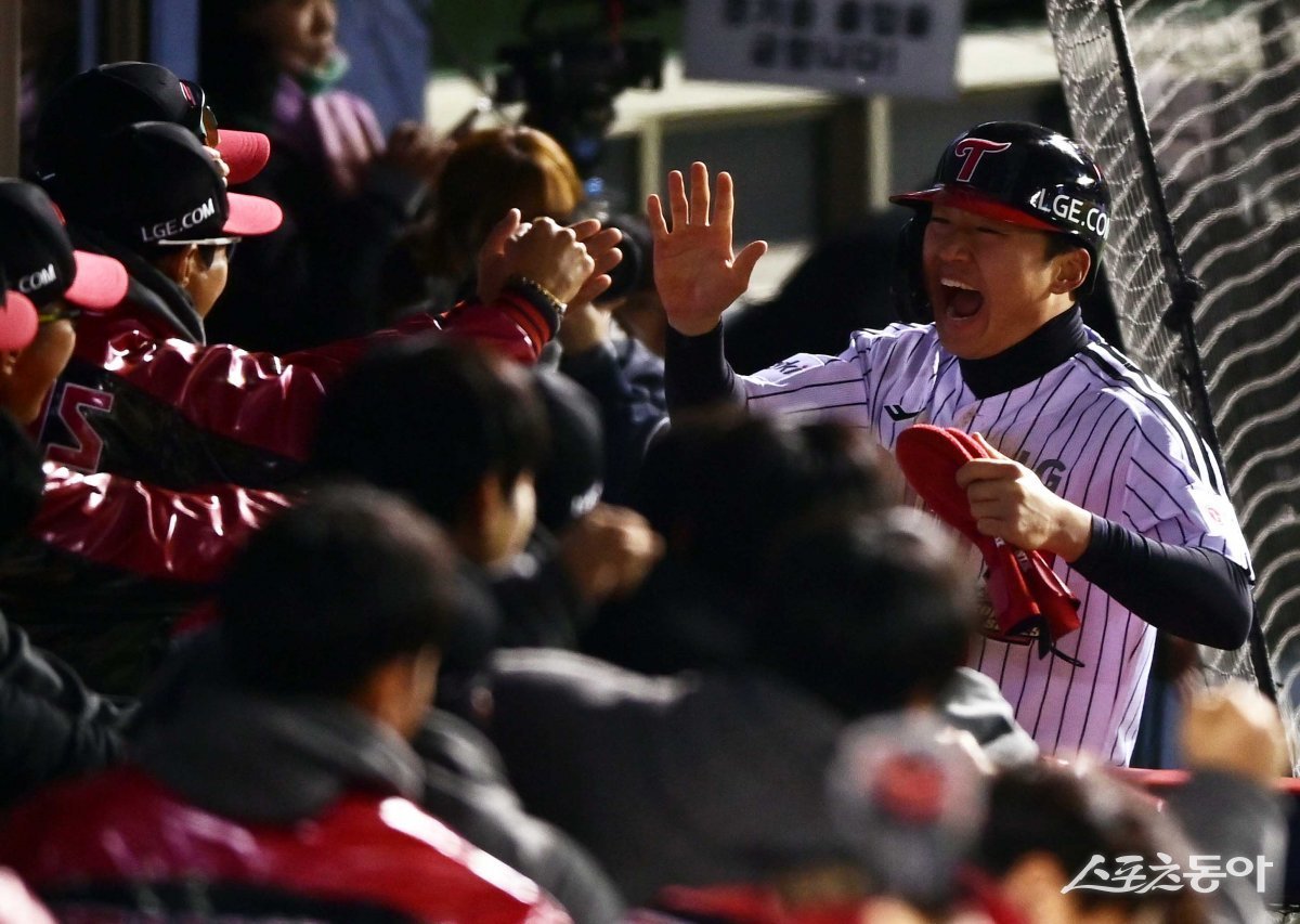 LG, 4승1패로 29년만의 KS 우승…KS MVP는 오지환｜스포츠동아