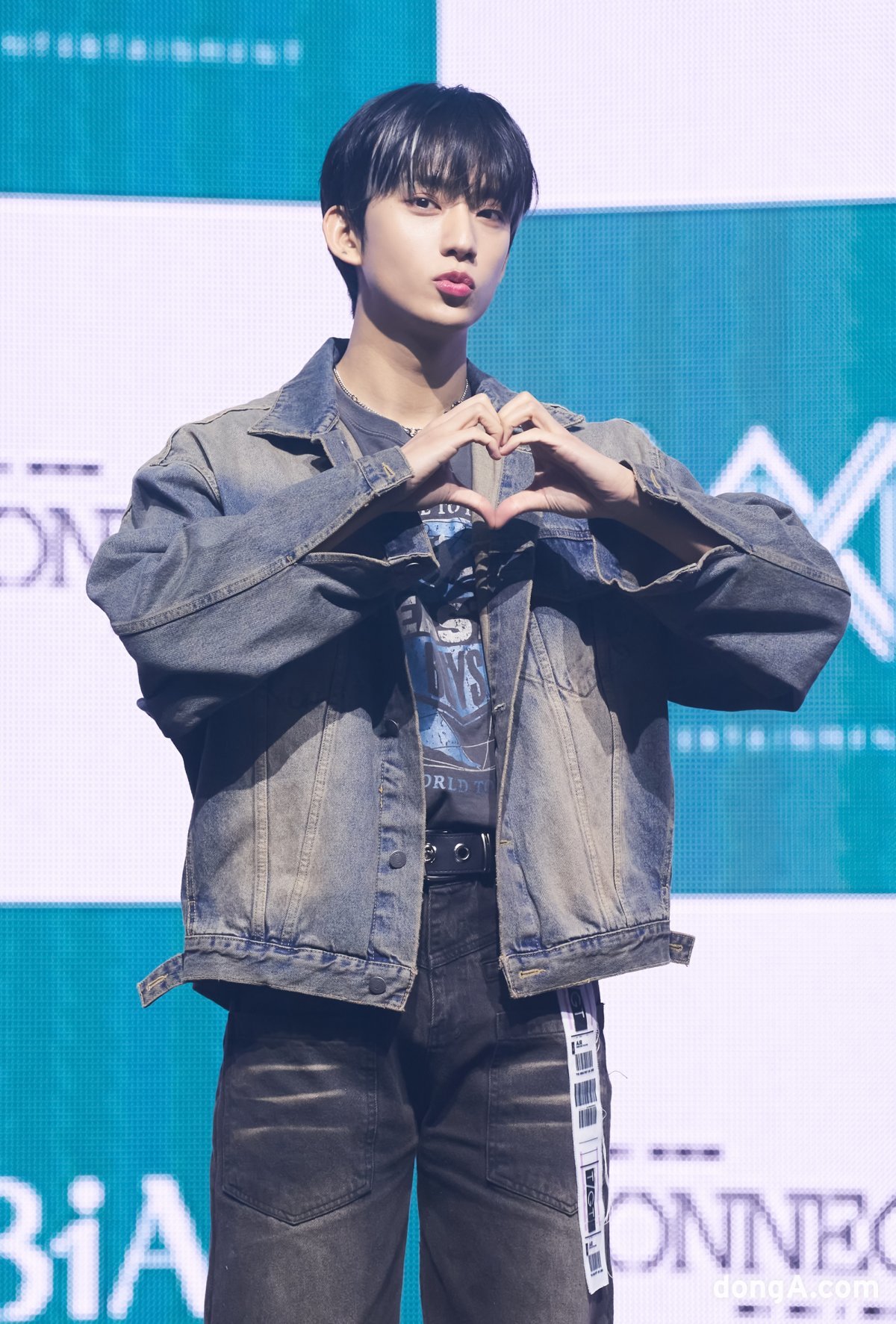 B1A4 공찬, 사랑스러운 손하트~ [DA포토]｜스포츠동아