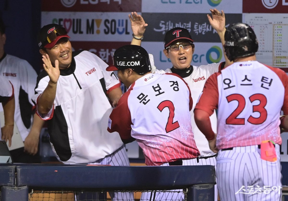 염경엽 감독, 좋구나! : MLBPARK
