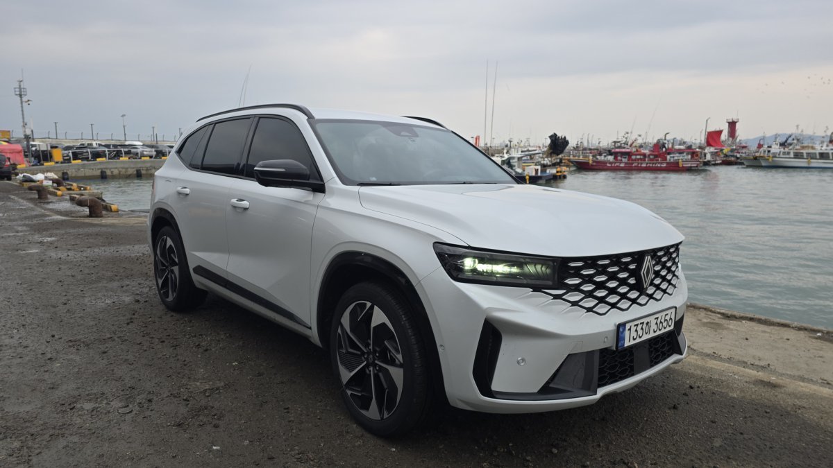 모든 것이 새로운 중형 SUV…르노코리아, 그랑 콜레오스 ﻿E-Tech 하이브리드｜스포츠동아