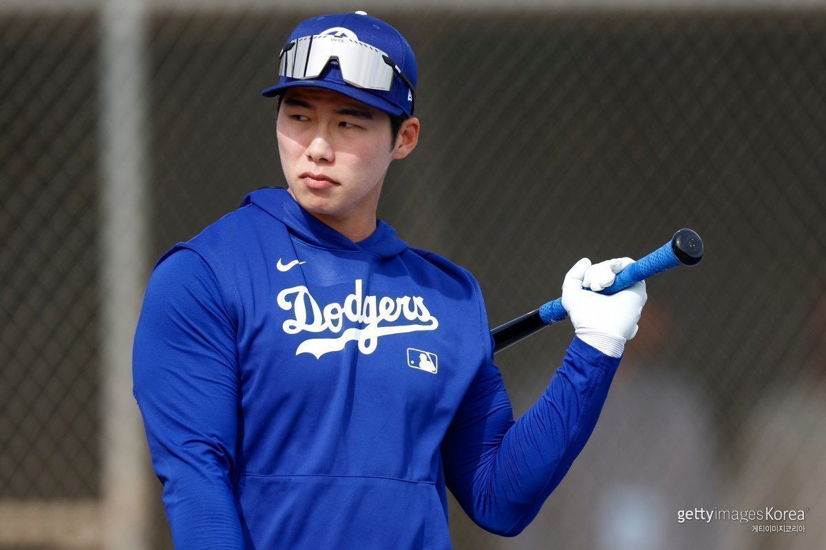 ‘빠른 발 빛났다’ 김혜성, 2G 만에 안타→‘타율 0.158’ : MLBPARK